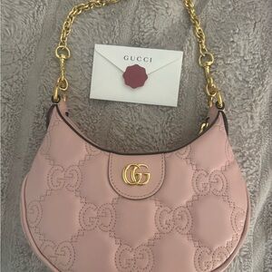 Gucci | Bags | Gucci Pink Leather Shoulder Bag | Poshmark